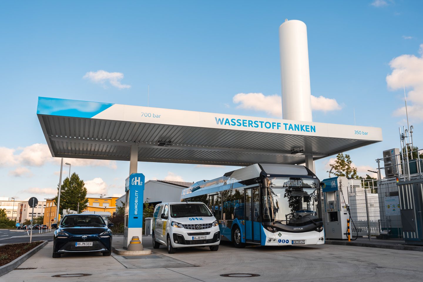 Wasserstofftankstellen und Fortschritt für Ihren Fuhrpark mit H2