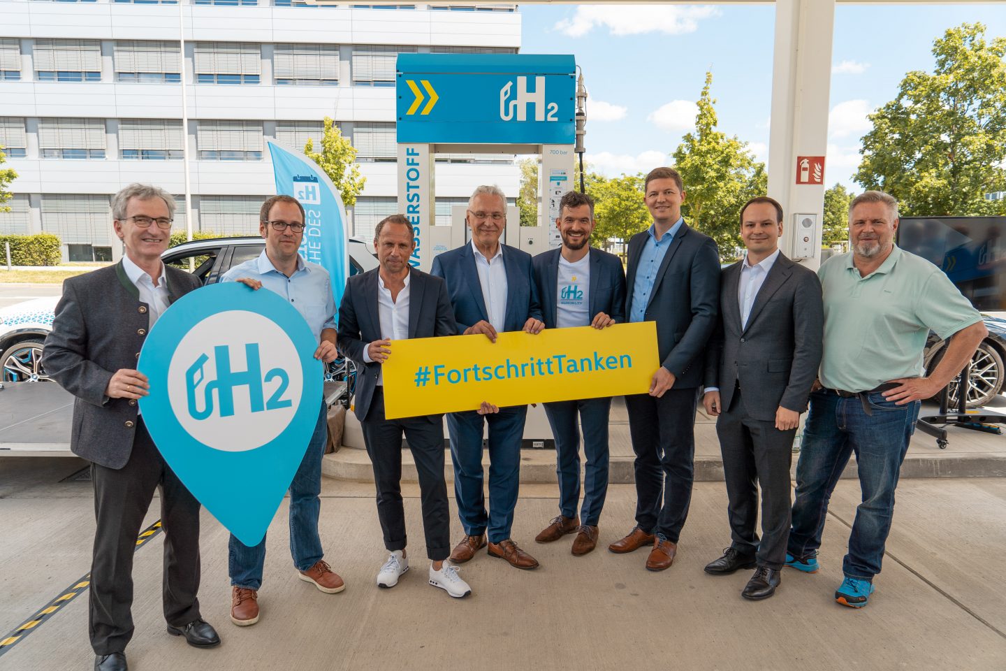 Wasserstofftankstellen und Fortschritt für Ihren Fuhrpark mit H2